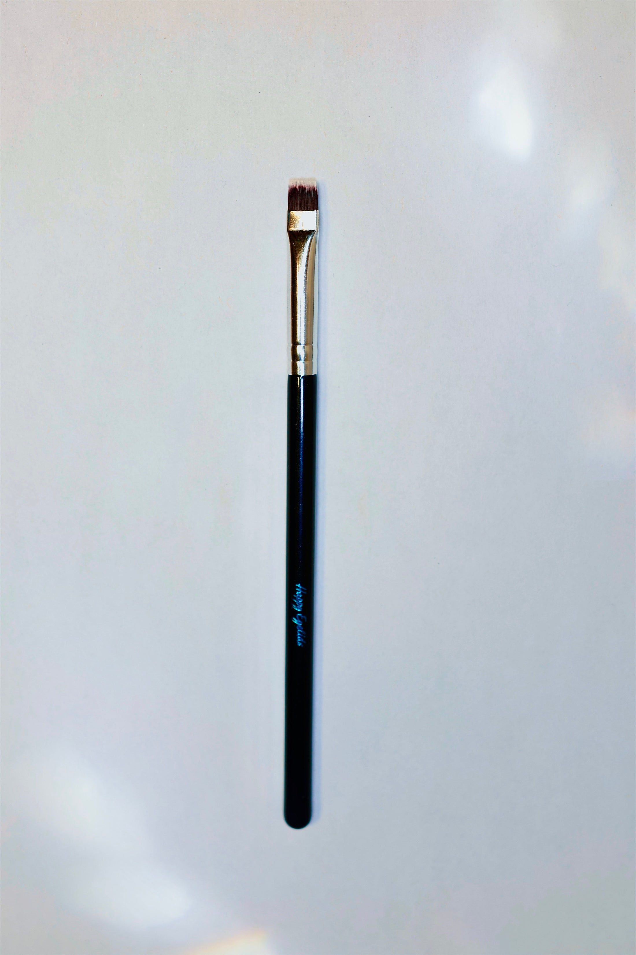 Flat Definer Brush – HAPPY EYELIDS